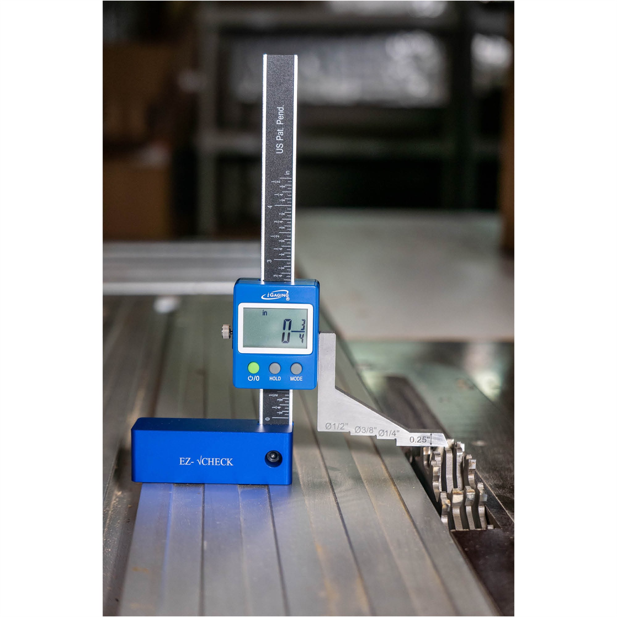 Digital Router Depth and Center Gauge - Grizzly Industrial, Inc.